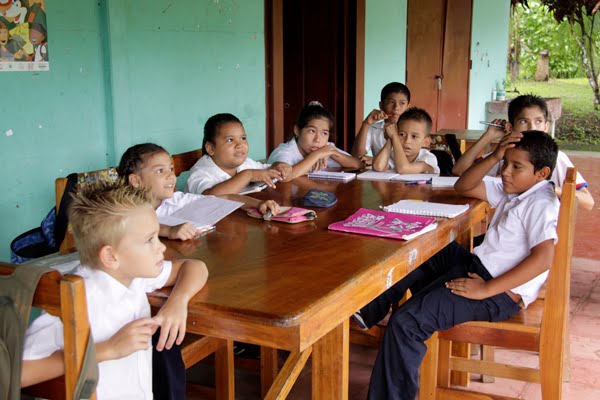 Kids Around the World: Carbonera School in Costa Rica – Mira Terra ...