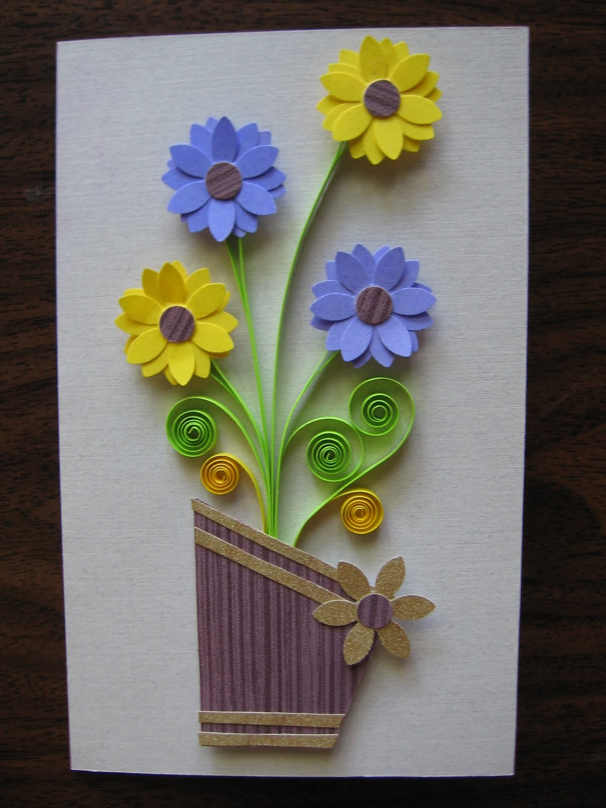 Quilling Ideas: July 2010