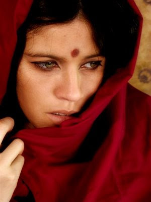 Chicas de la india, Indus