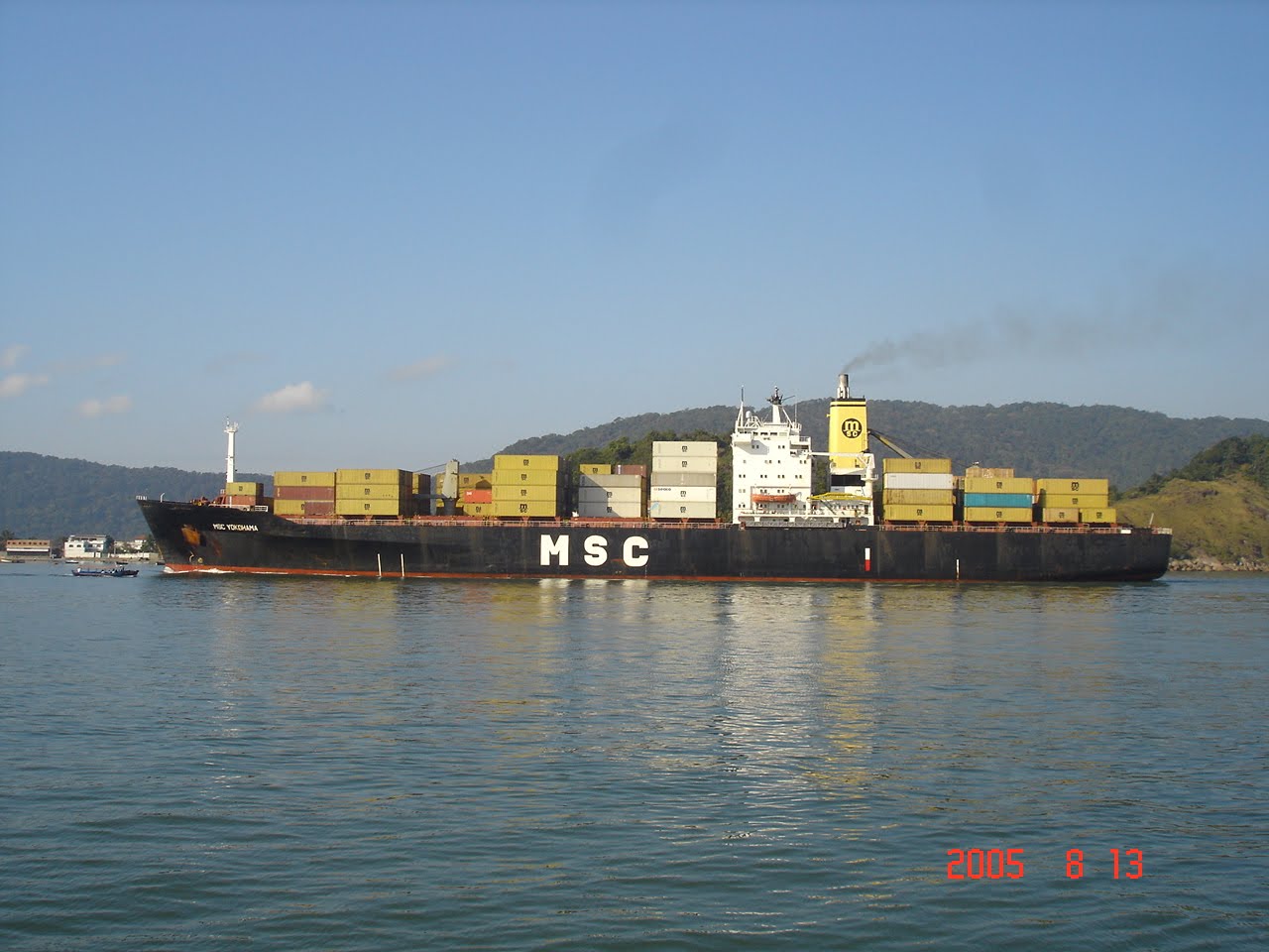 Navios em Santos: MSC Yokohama