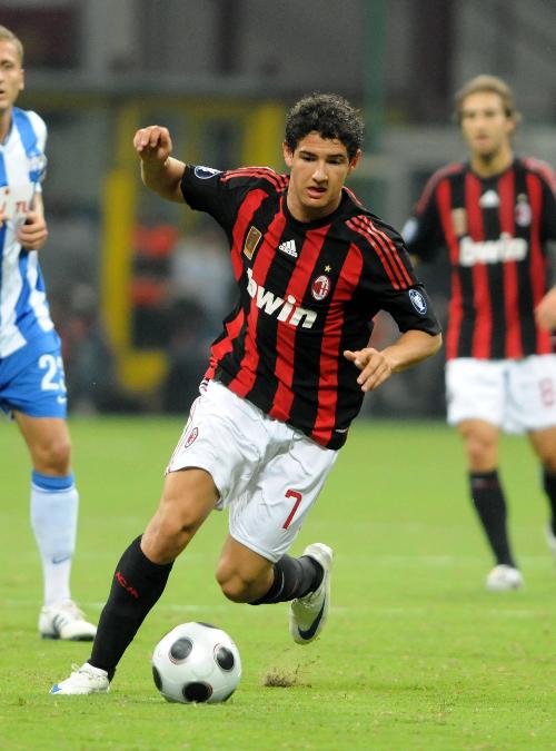 Foot Ball Player: Alexandre Pato Best Football Player