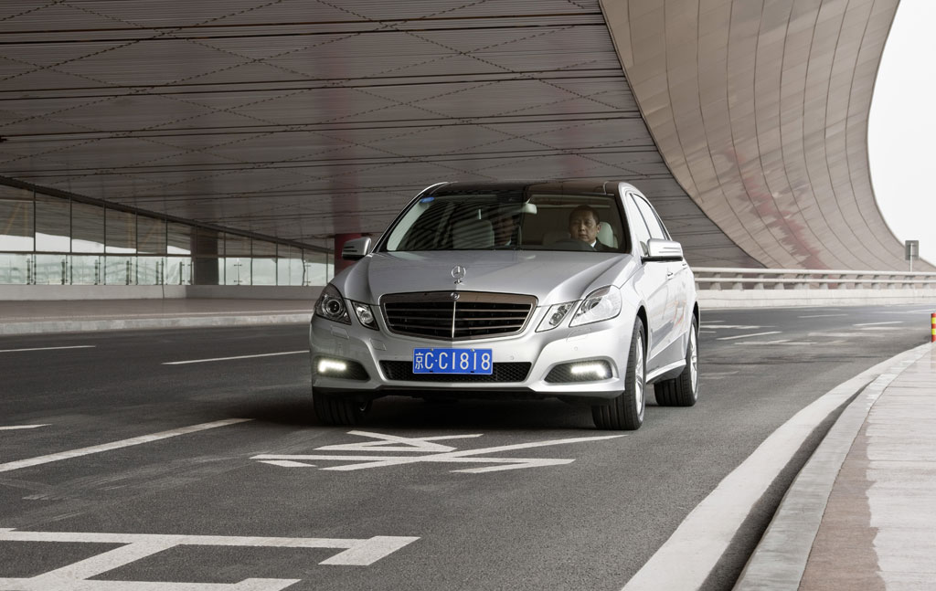 next car dony lee wallpaper: 2011 Mercedes-Benz E-Class L Luxury Car