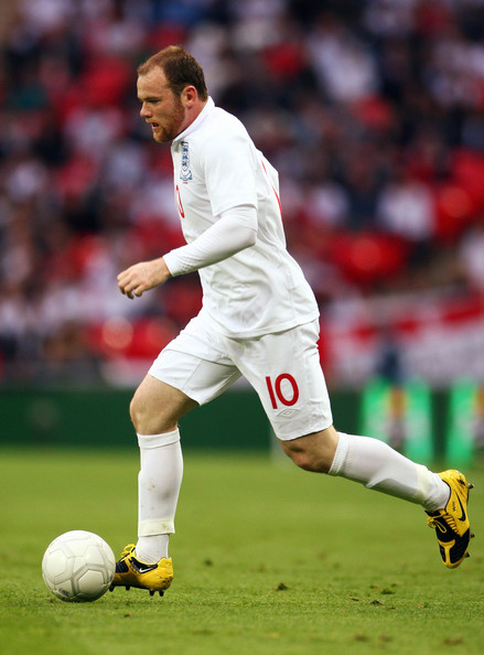 Football Sports Star: Wayne Rooney World Cup 2010 Football Pictures