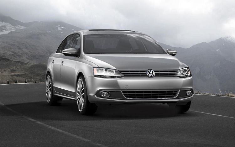 Sexy Women's and BMW New Cars Sport: 2011 Volkswagen Jetta First Look