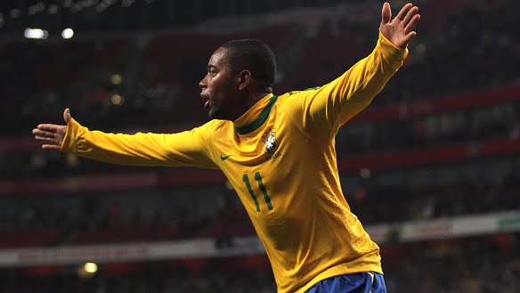 International Football Player: Robinho In World Cup 2010 Wallpapers