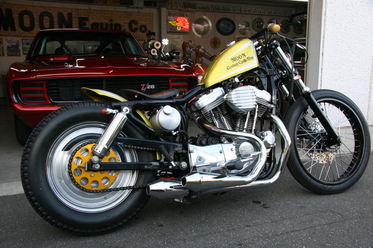 Lock, Stock and 2 Smoking Barrels.: Mooneyes Sportster.