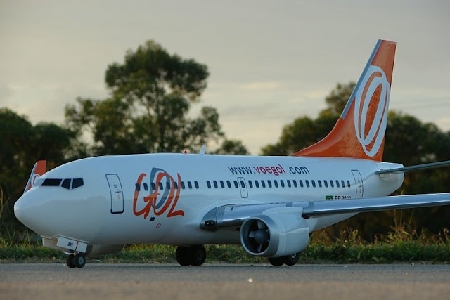 panorama: TAM COMEÇA OPERAR COM BOING 737