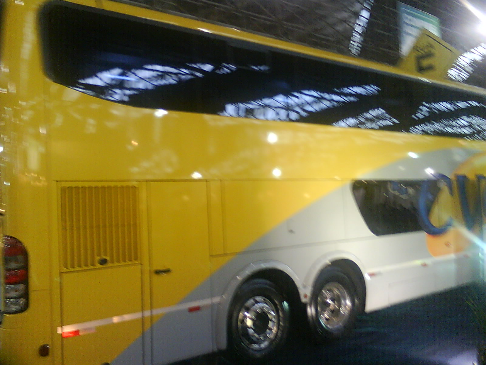 ONIBUS RODOVIARIO: Onibus da CVC