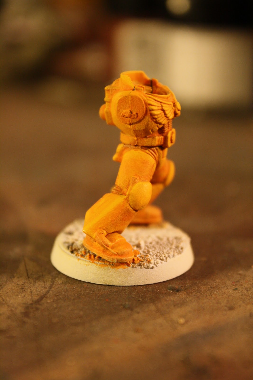 A Guardsman's Guide to Glory: Legio Custodes - Painting Gold Non ...