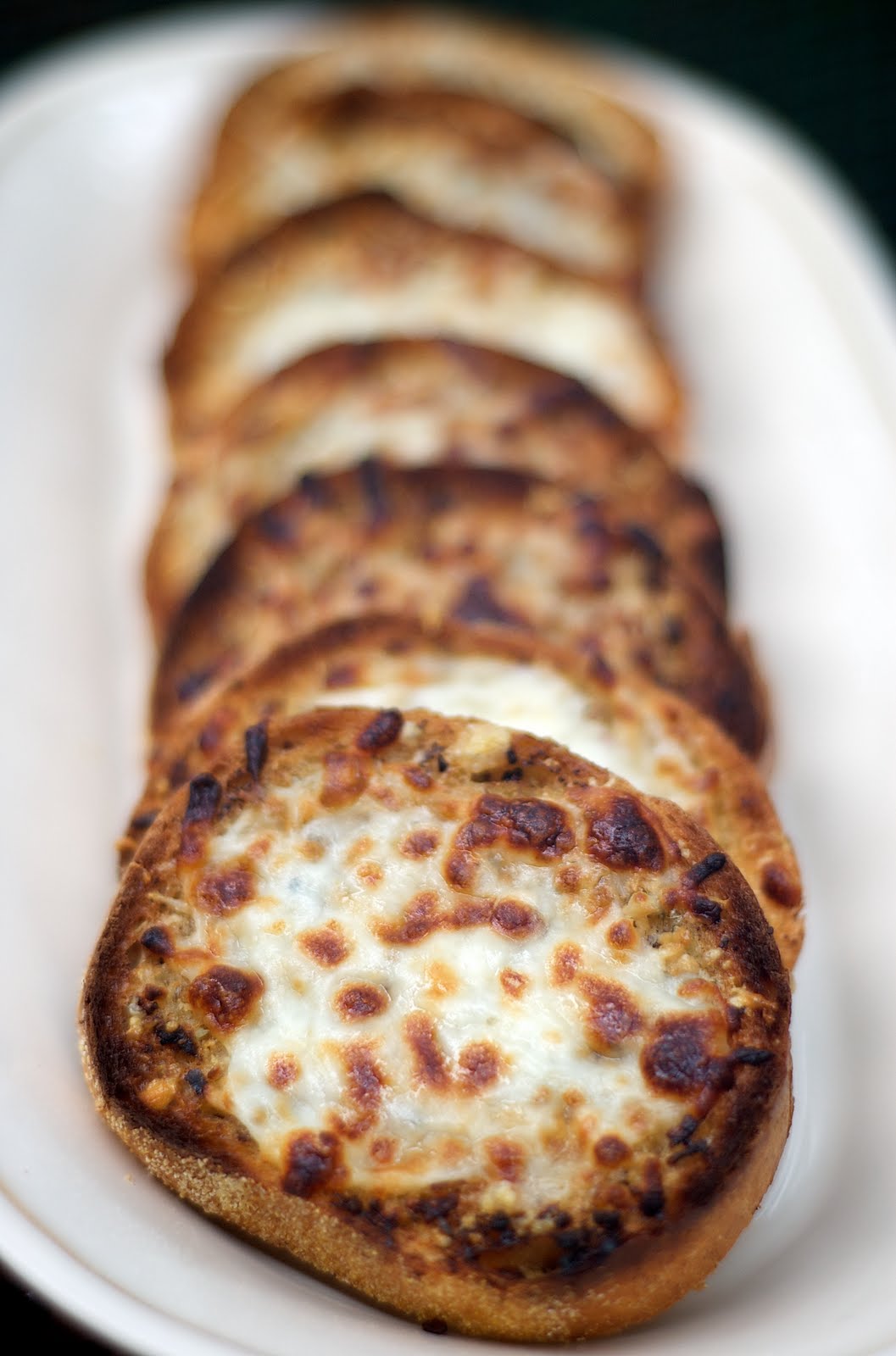 The Ginger Cook: Garlic Bread with Mozzarella and Parmesan