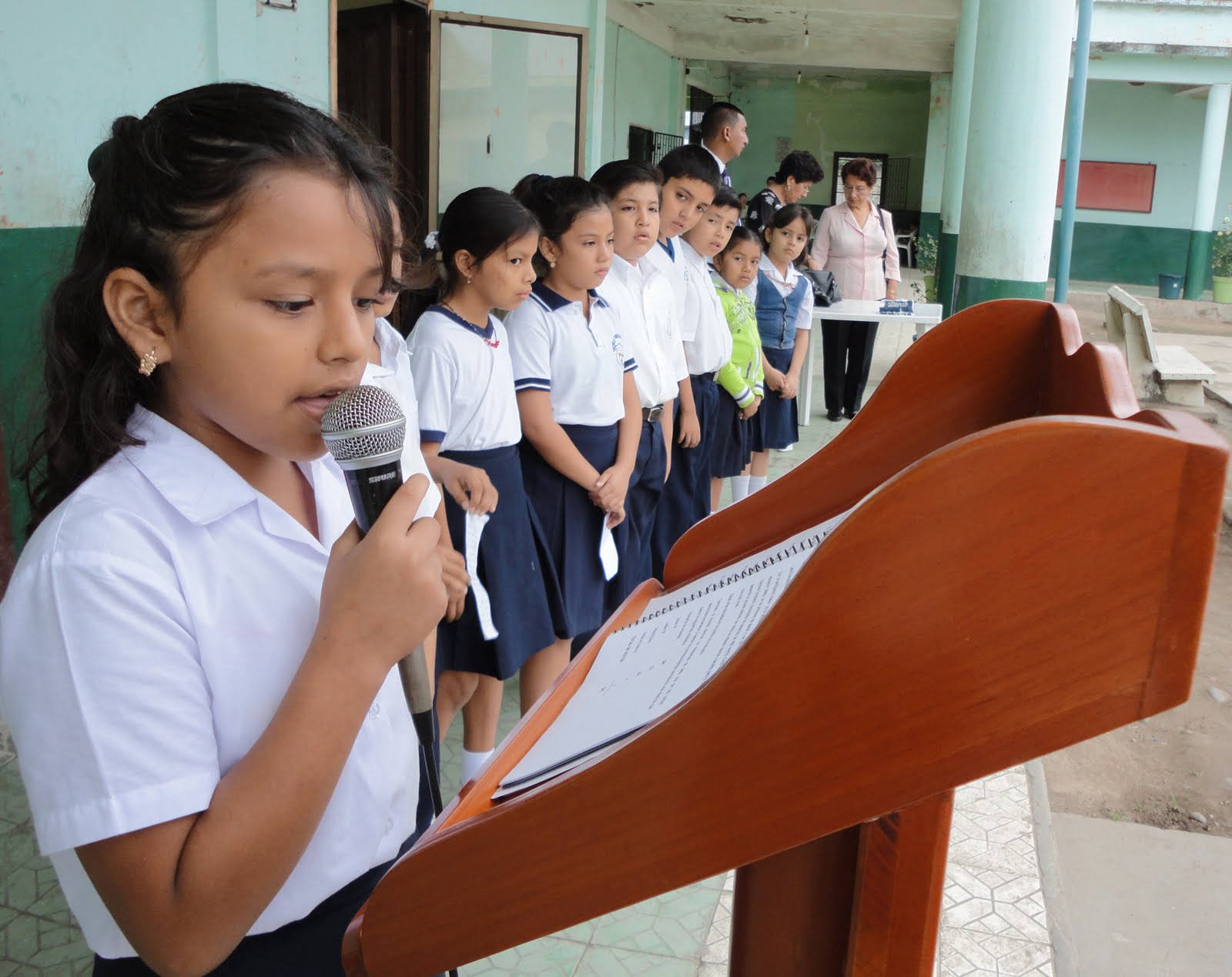 UNIDAD EDUCATIVA "CIUDAD DE MACHALA": POSESIÓN DEL GOBIERNO ESTUDIANTIL