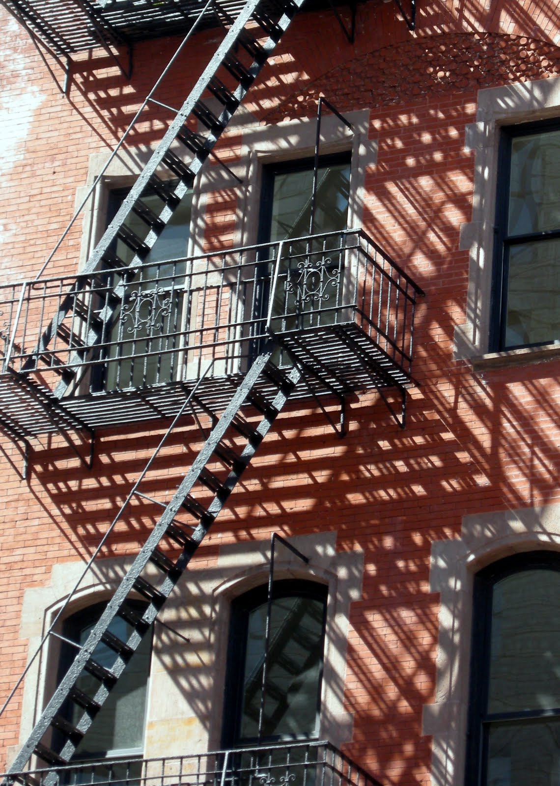 missbinnyc: Fire escapes