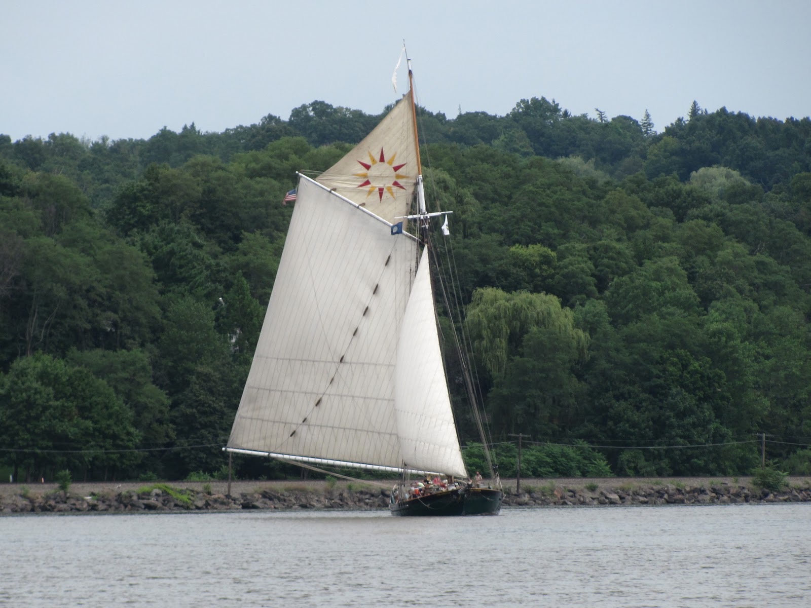 The Hudson River Explorer: Hudson River Sloop Clearwater