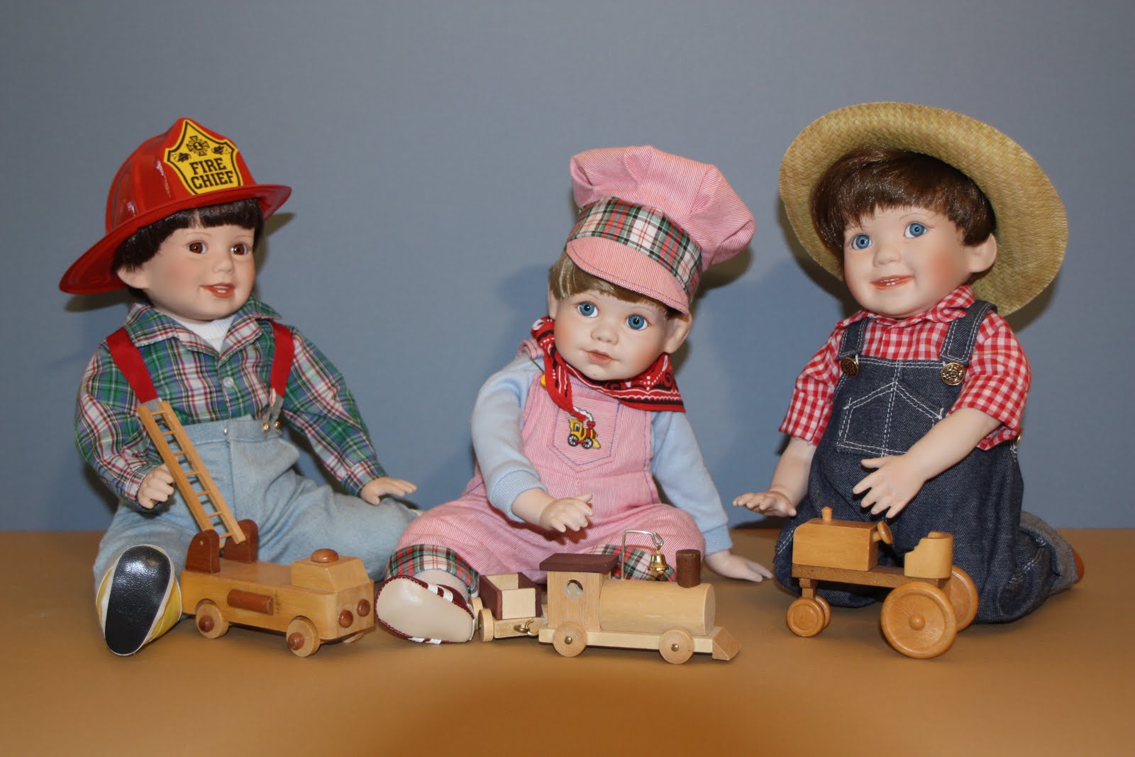 COLLECTABLE PORCELAIN DOLL ESTATE SALE