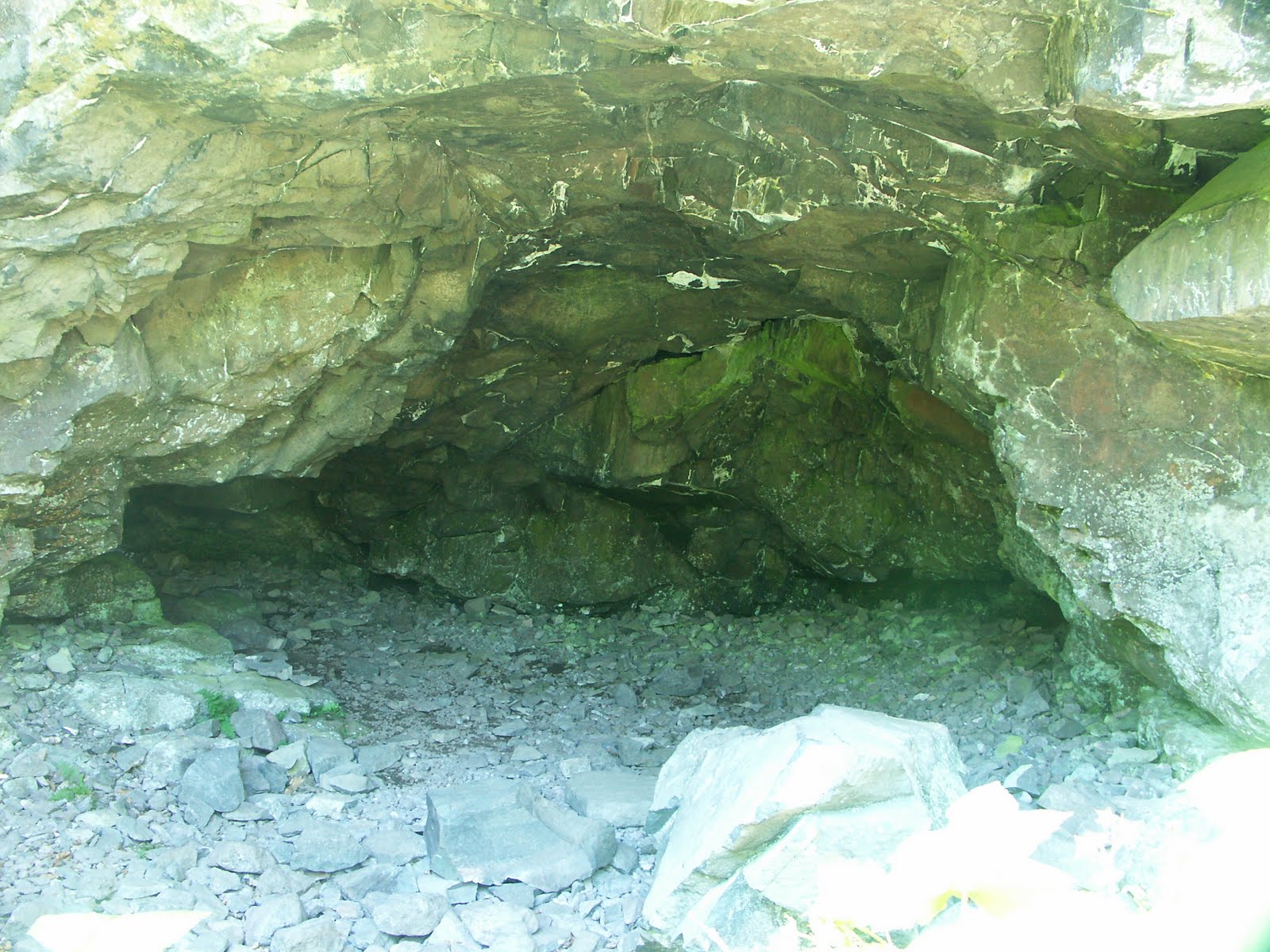 Kriste's Adventures: On to the Trails! Hike to Suzy's Cave