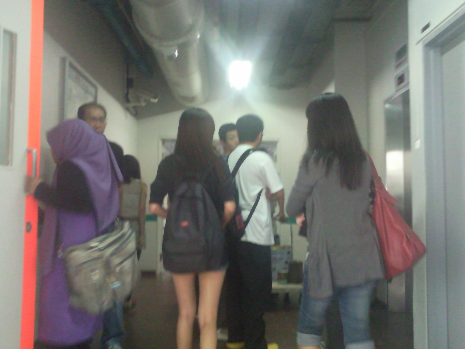 A Day In SG: singapore university students attire