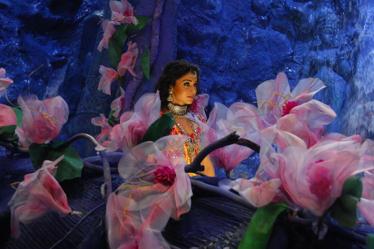 Shriya pictures, Hot Shriya from Telugu Movie Don Seenu, Shriya saran ...