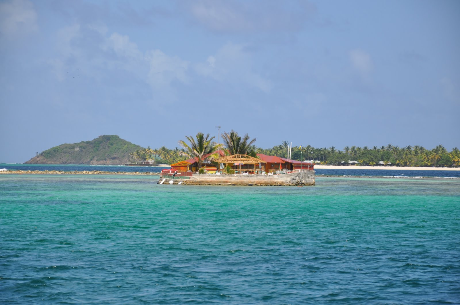 Three Thoms and A Boat: Bequia And Tobago Keys 12*38.289'N, 61*21.359'W