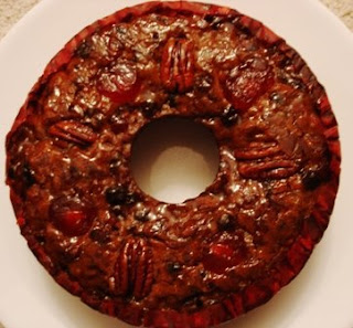 Mondo Fruitcake: Review: Holy Spirit Monastery Fruitcake