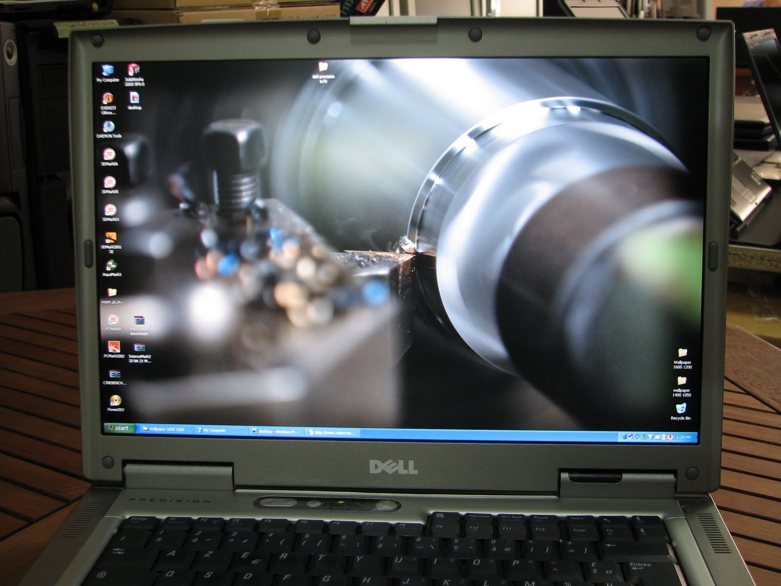 DELL Precision M70 - първи впечатления от графична станция с Quadro ...