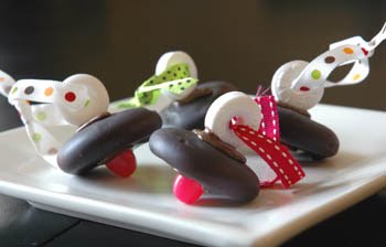 Affection for Detail: { Baby Shower Monday } Candy Pacifiers