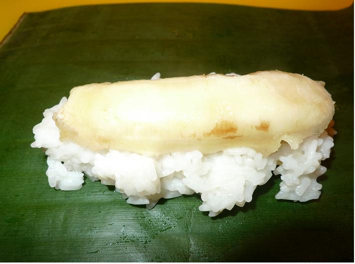 Amporn's Thai Kitchen: Steamed Thai Banana with Sticky rice in Banana leaf.