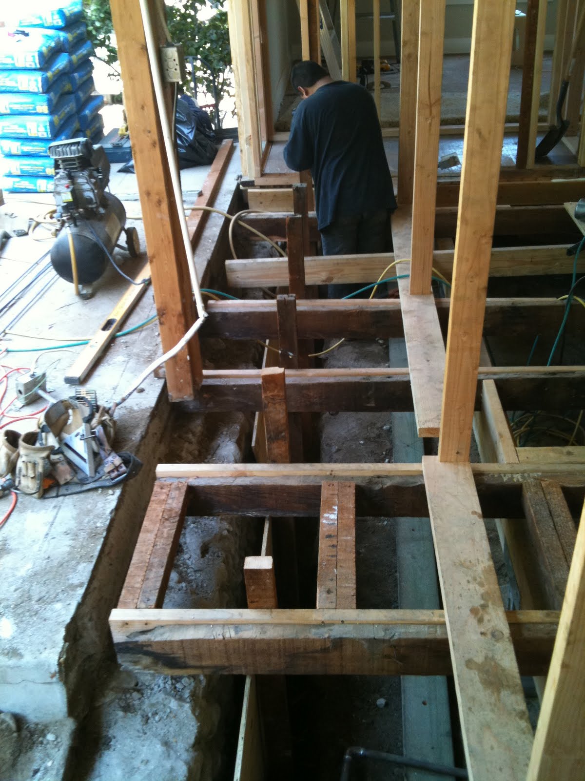 this bungalow life: Foundations and Piers