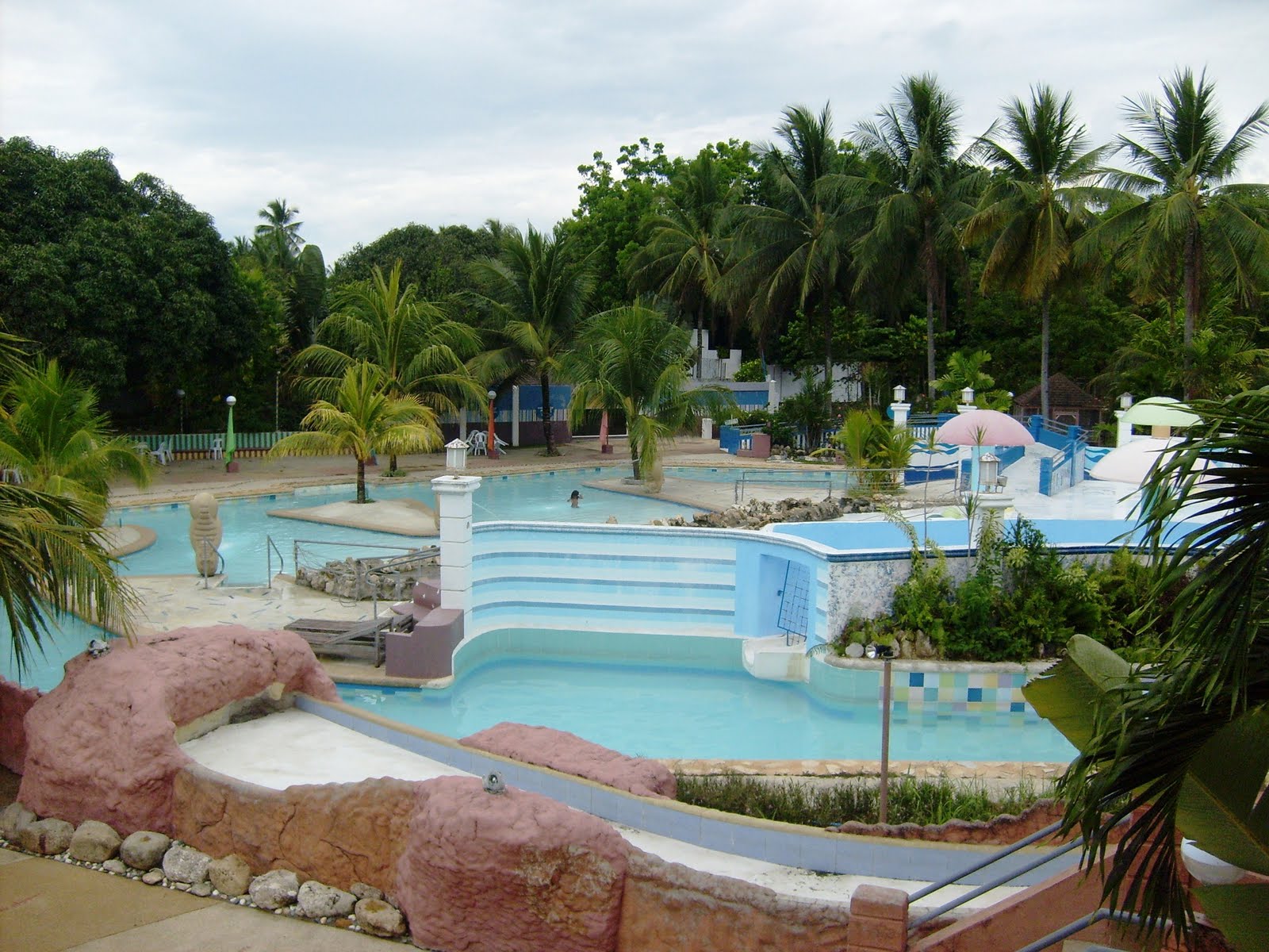 TAURUS on the lOOse: INTOSAN : Danao's Water-Themed Resort