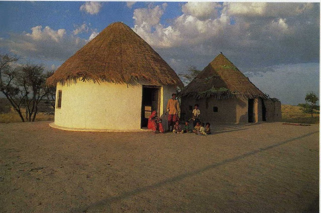 Saffron and Silk: Interior design in rural India!