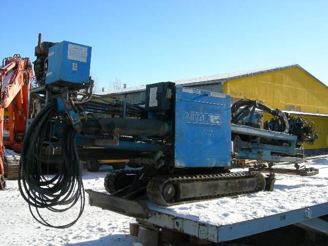 INSTALATIE DE FORAJ ORIZONTAL 3.5 t Instalatii de forat, foreze, sonde ...