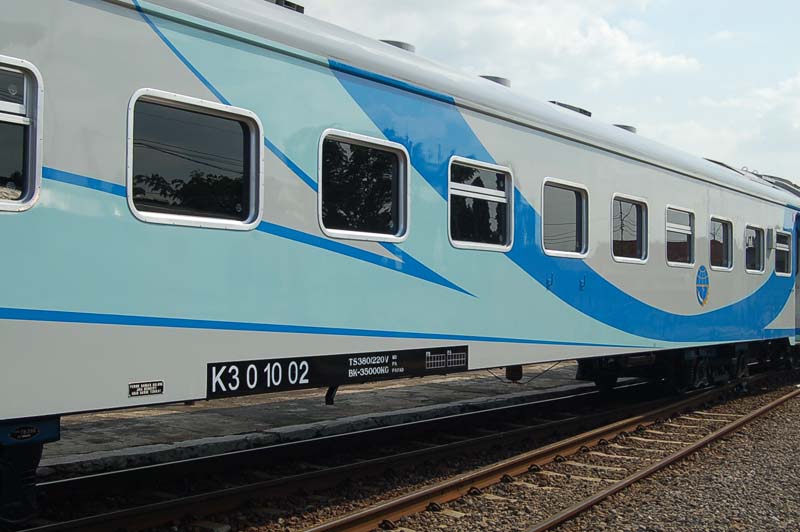 Indonesia Sudah Mampu Memproduksi Berbagai Jenis Kereta Api | KASKUS