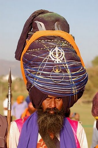 Wallpaper World: Largest & Longest Turban Pictures