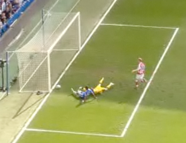 Hong Kong Referee: Two-footed Challenges Are Considered Serious Foul Play