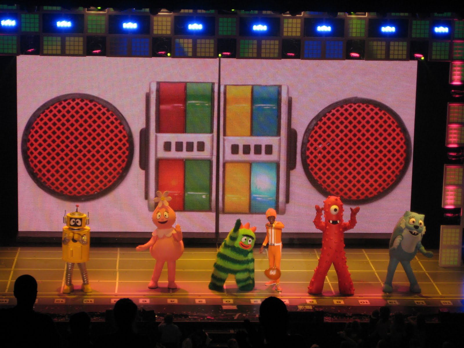 Our Army Life: Yo Gabba Gabba Live