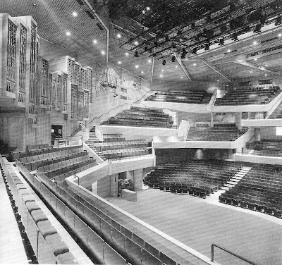 dai: St. David's Hall, Cardiff