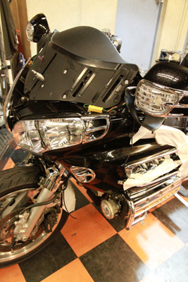 GL1800-CUSTOM.COM: GL1800ブラック