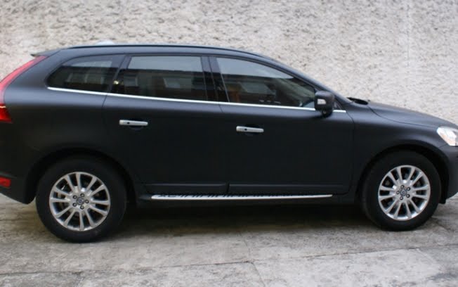 lington: CARRO PRETO FOSCO CHEGA ÁS RUAS BRASILEIRAS
