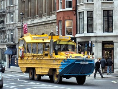 WEIRD NEWS: 10 world's weirdest buses
