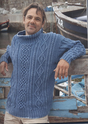 Go Knit In Your Hat: No-Bull Book Review: Indigo Knits