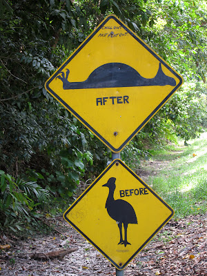 Four corners and the (redgreen) centre: Be Cass-o-wary!