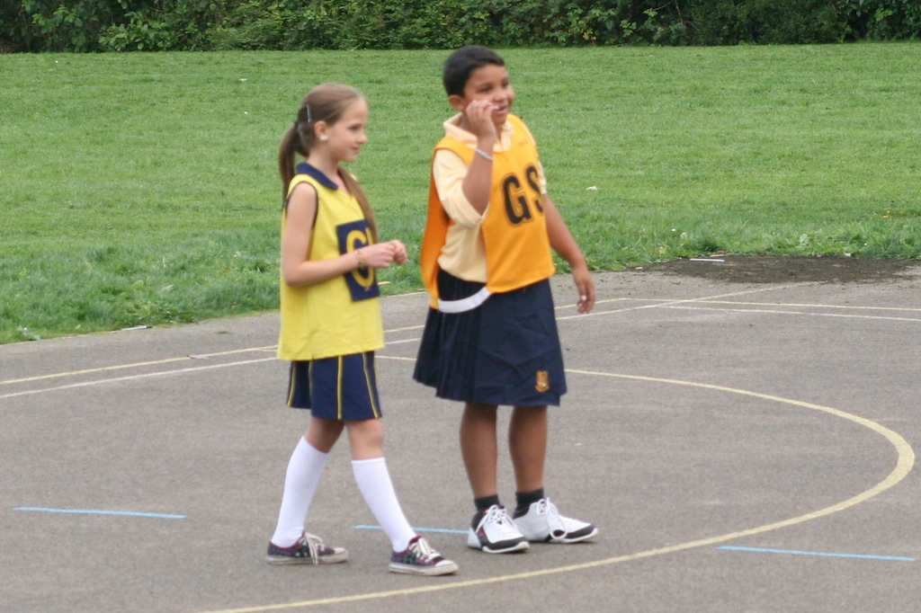 Little Heath School Netball: Year 6 Girls v Boys Netball Match