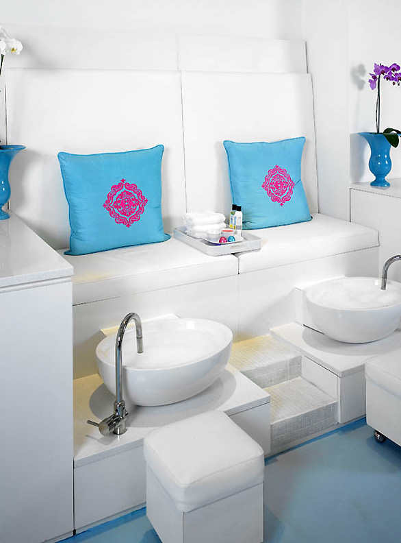 belle maison: Salon & Spa Bliss!