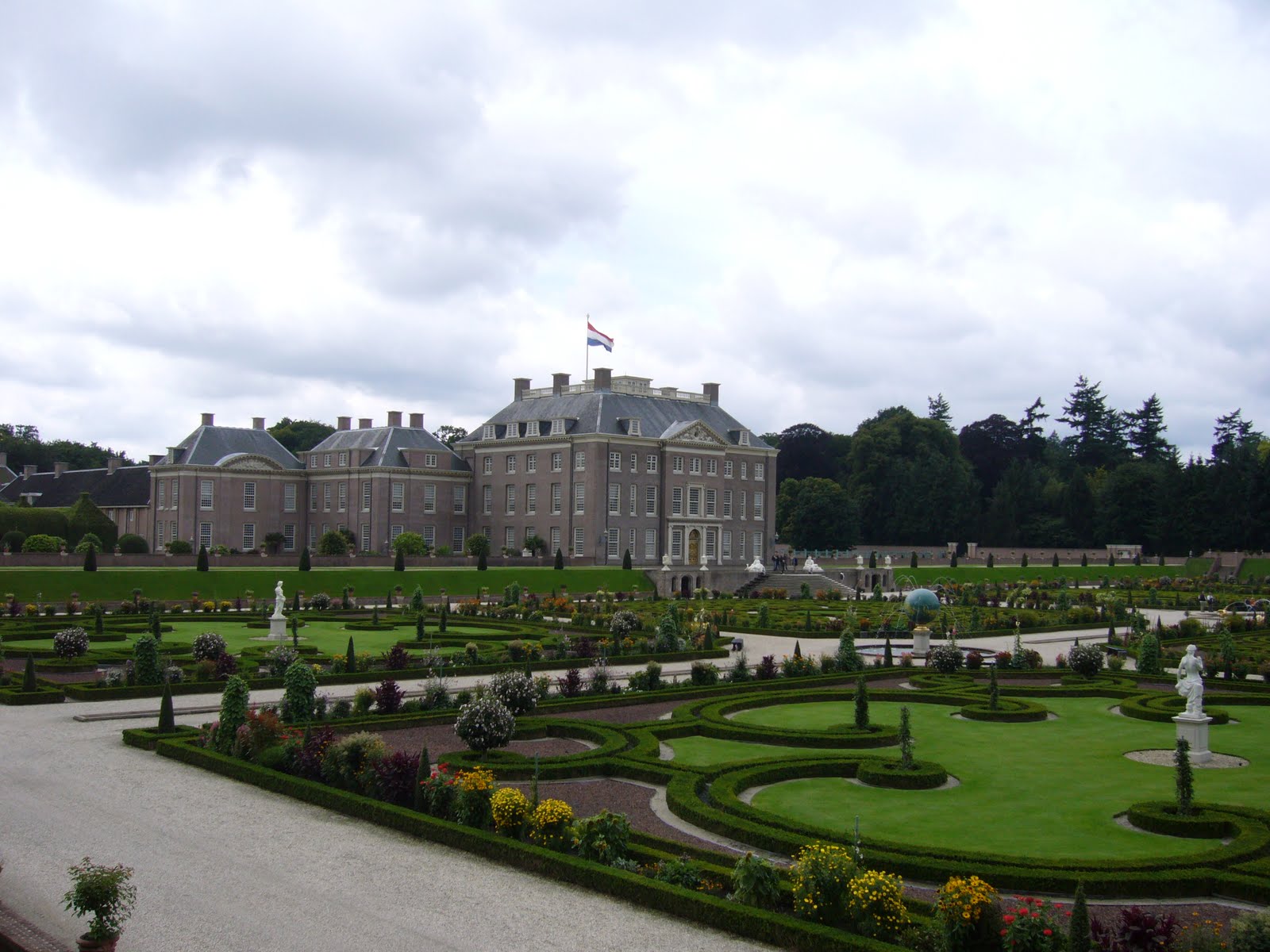 Ratianda Travels: Apeldoorn, The Netherlands