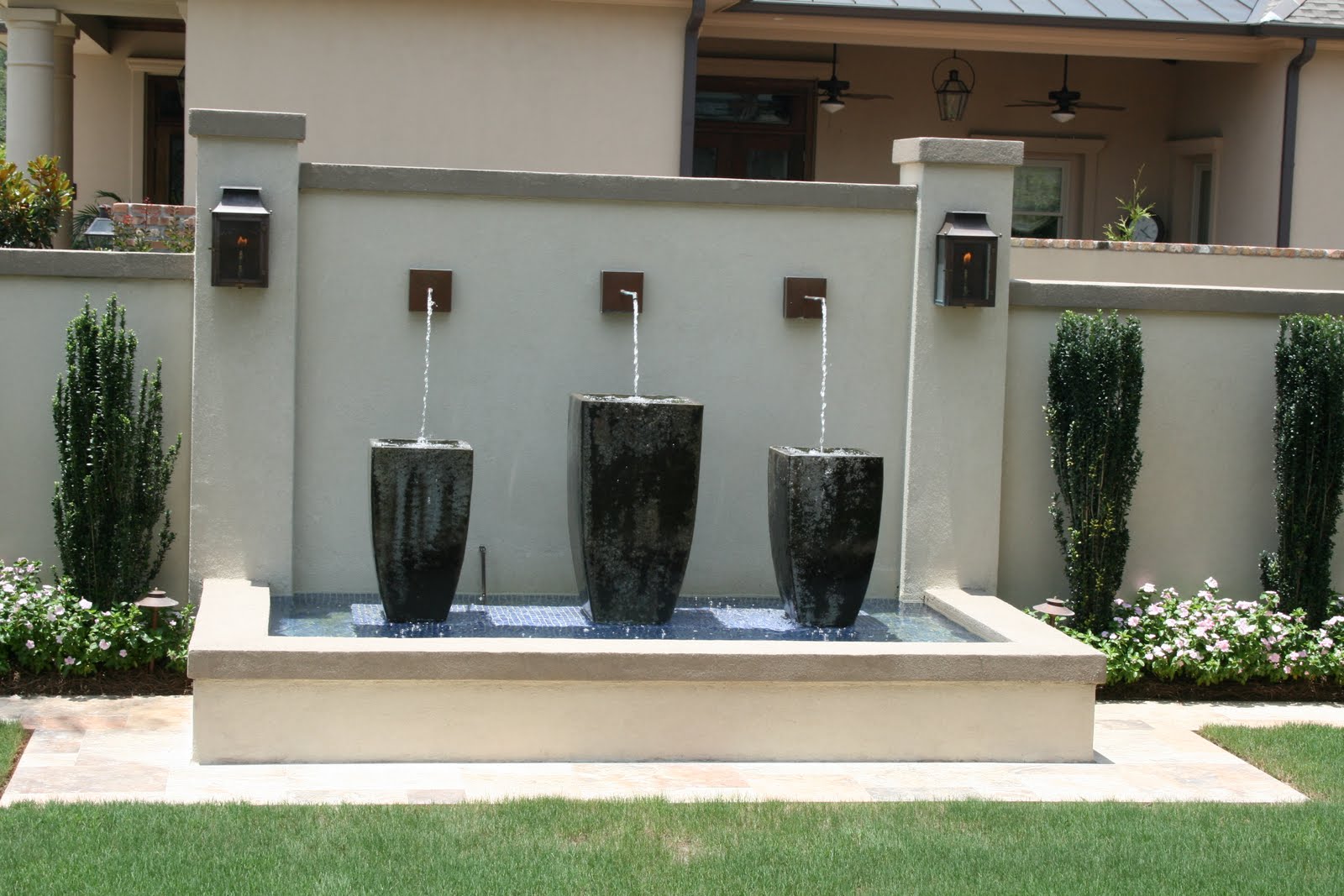 Southern Queen Bee: Cool Water Features In The Heat of Summer