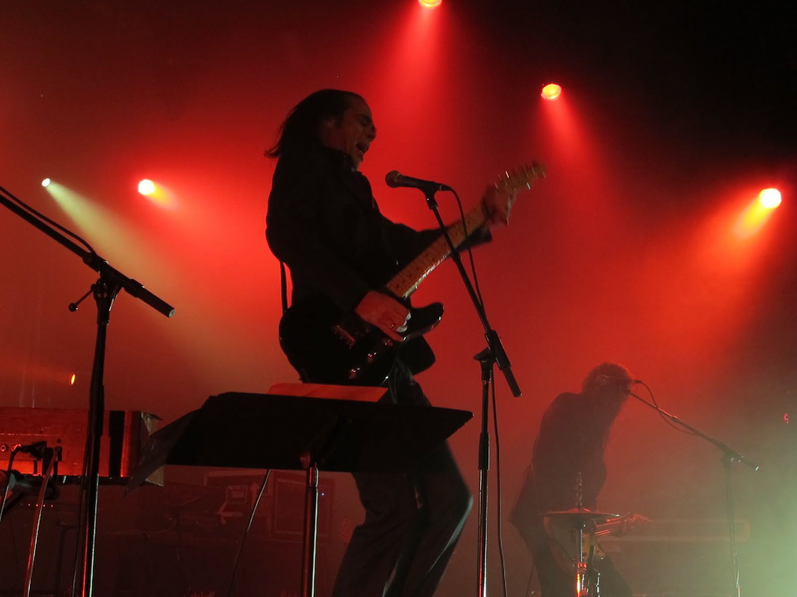 Kevchino's Indie Music Blog: Grinderman & Armen Ra live at Best Buy ...