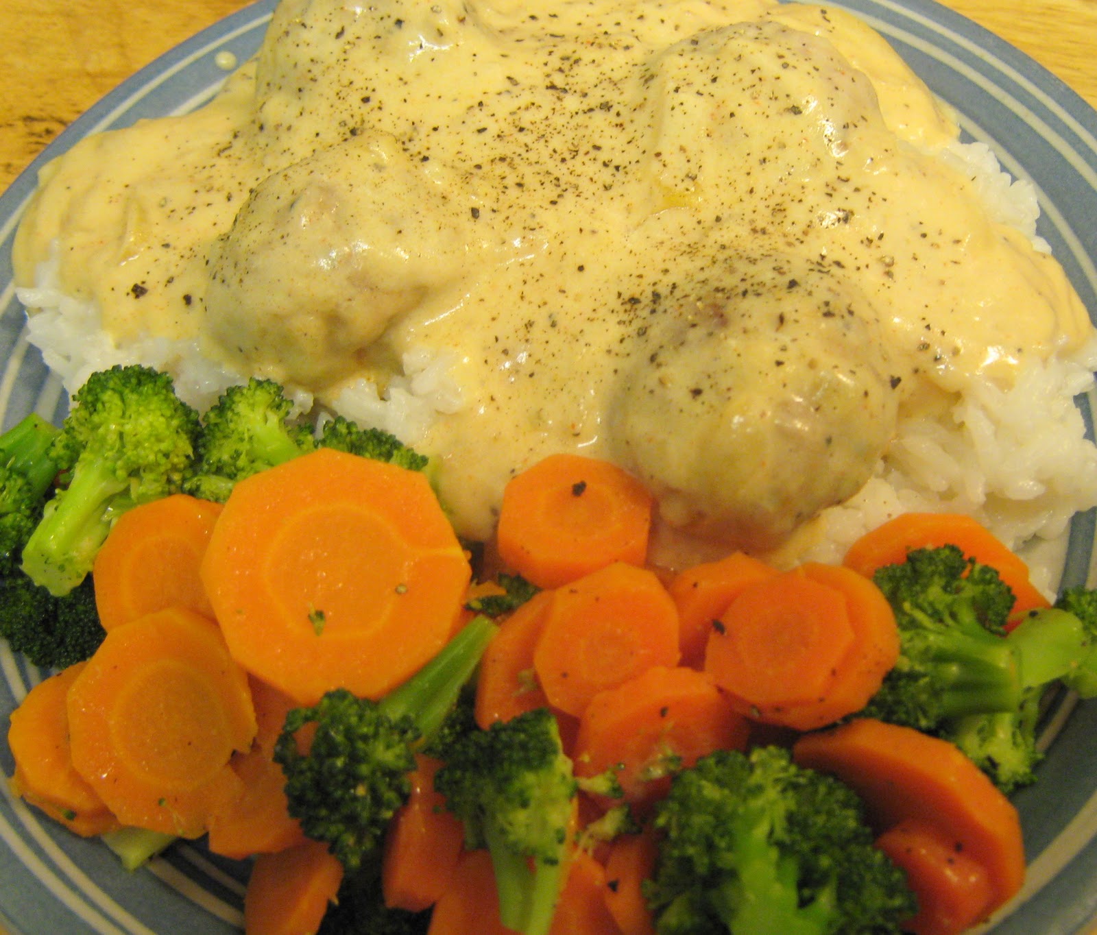 Abundance on a Dime: RECIPE: Smothered Meatballs