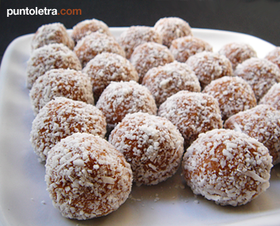 Punto Letra: Bombones de Coco