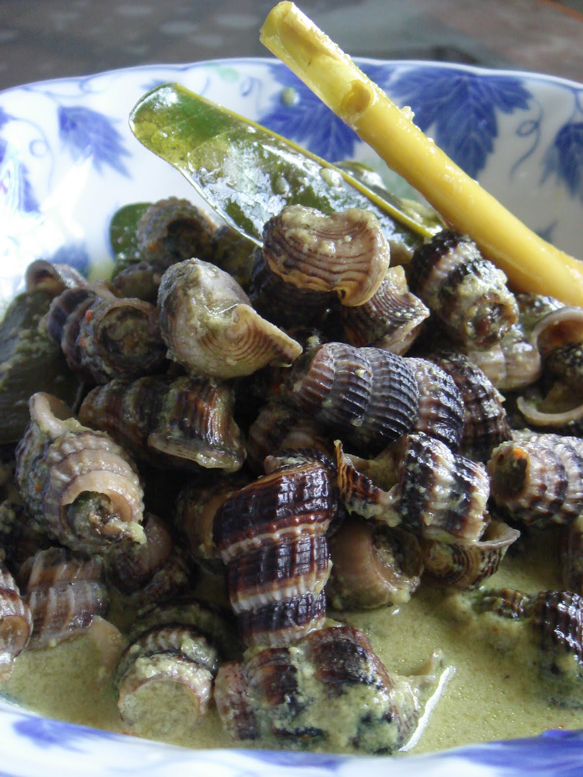Ady Greatsword Empire Kitchen Recipes: Siput Sedut Masak Lemak Cili Api