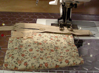 Penny Rugs and More: Penny Purse Tutorial