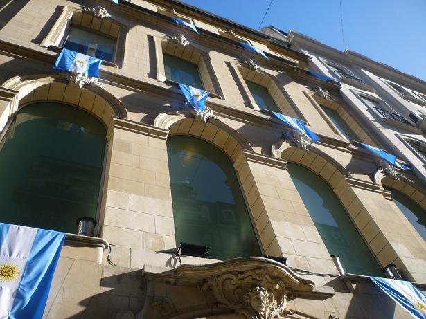 Avenida Alvear: Apertura de la tienda Cardón / Cultura del Vestir